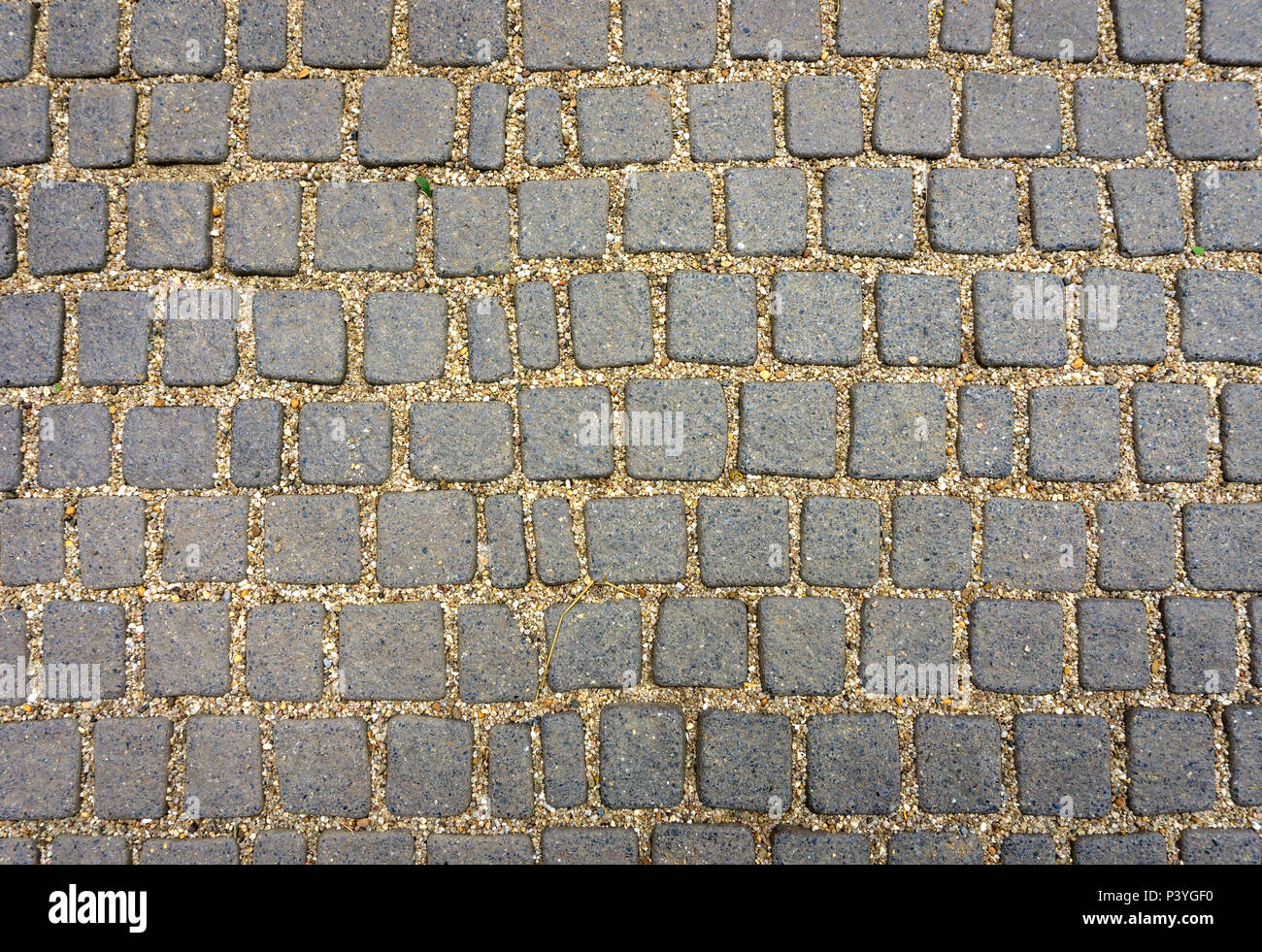 Pedonali passerelle immagini e fotografie stock ad alta risoluzione - Alamy