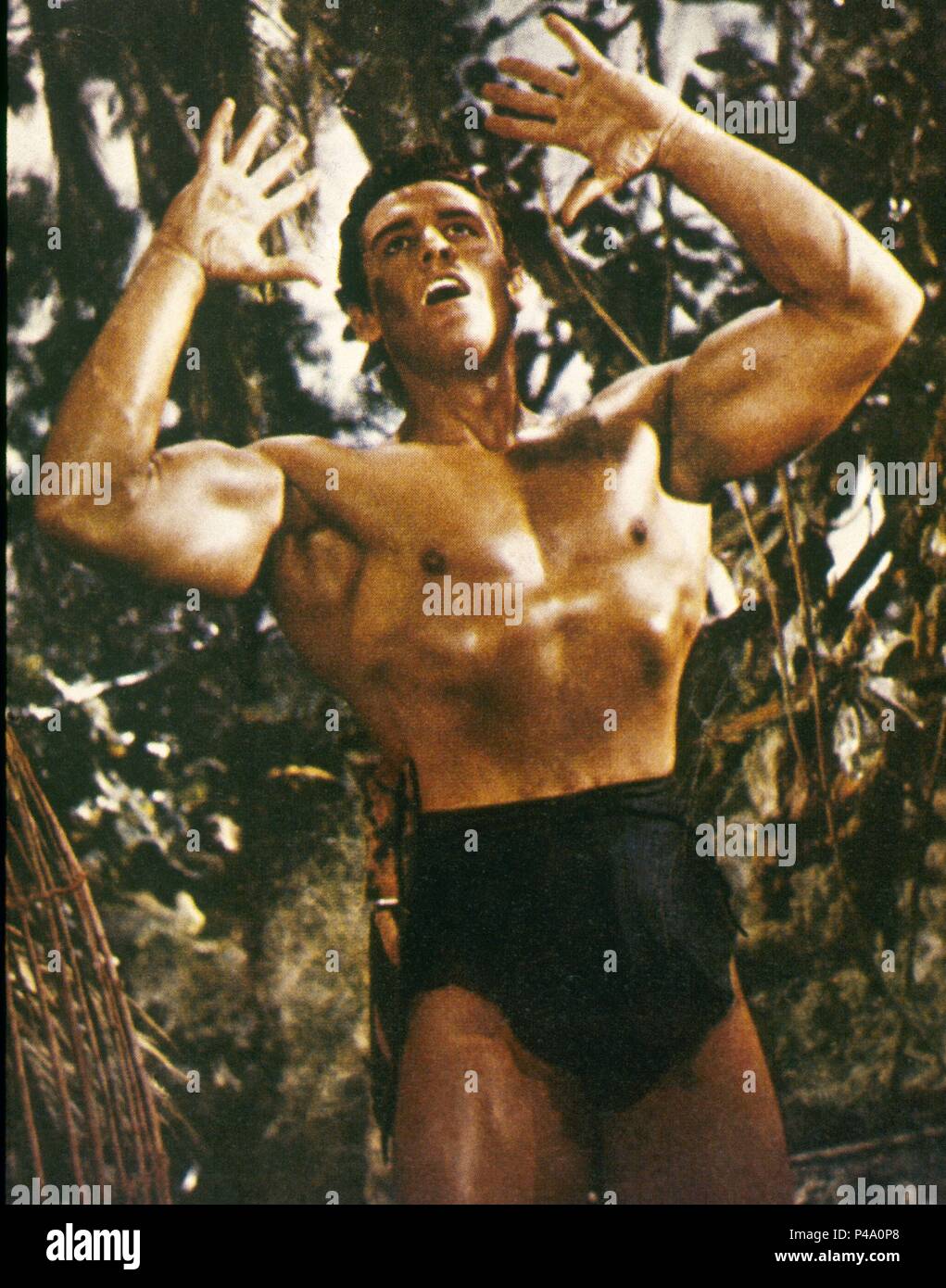 Gordon scott nel ruolo di tarzan immagini e fotografie stock ad alta ...