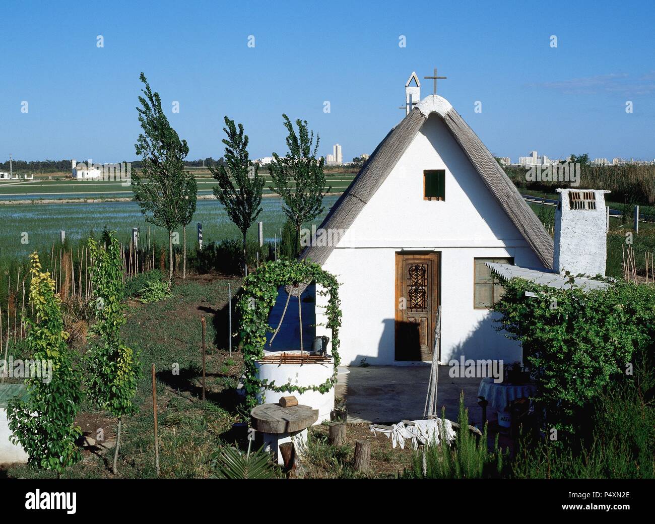 Casa tipica albufera immagini e fotografie stock ad alta risoluzione ...