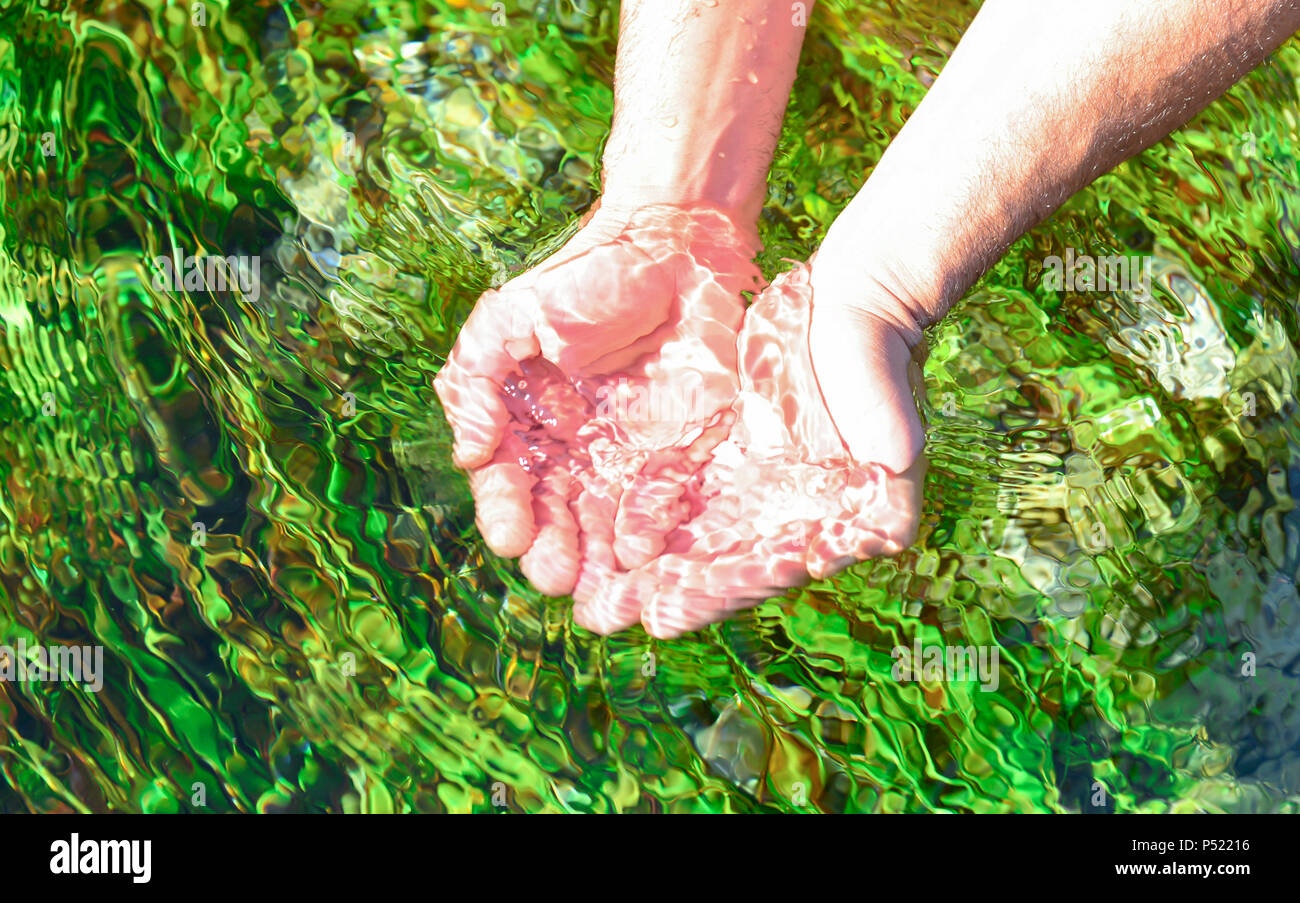 Acque potabile immagini e fotografie stock ad alta risoluzione - Alamy