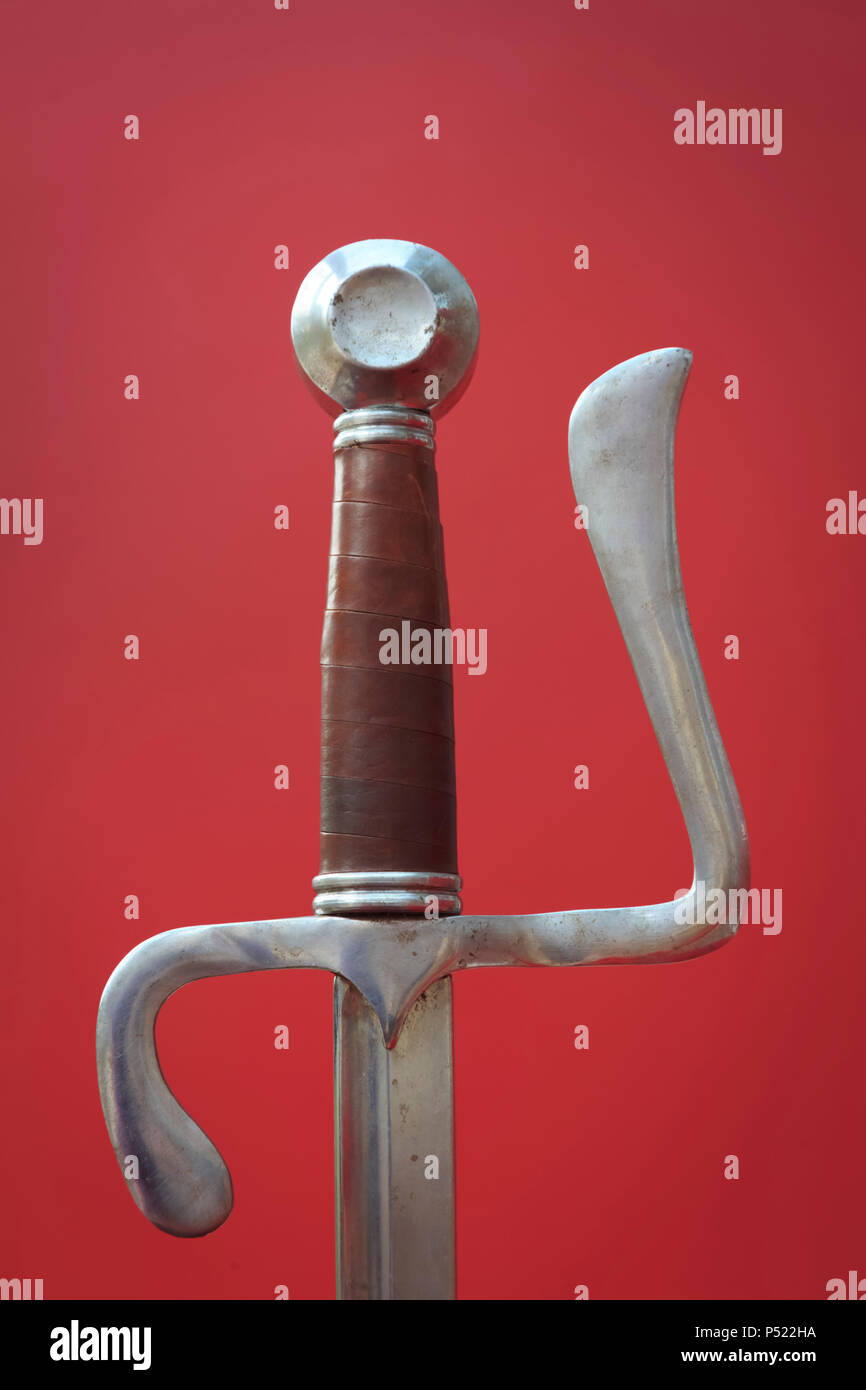 Elsa di una spada immagini e fotografie stock ad alta risoluzione - Alamy