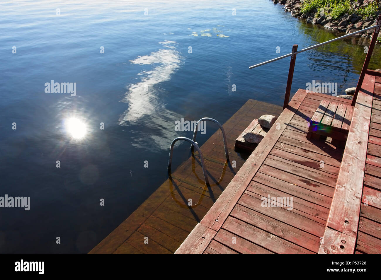 Scale per pontili immagini e fotografie stock ad alta risoluzione - Alamy