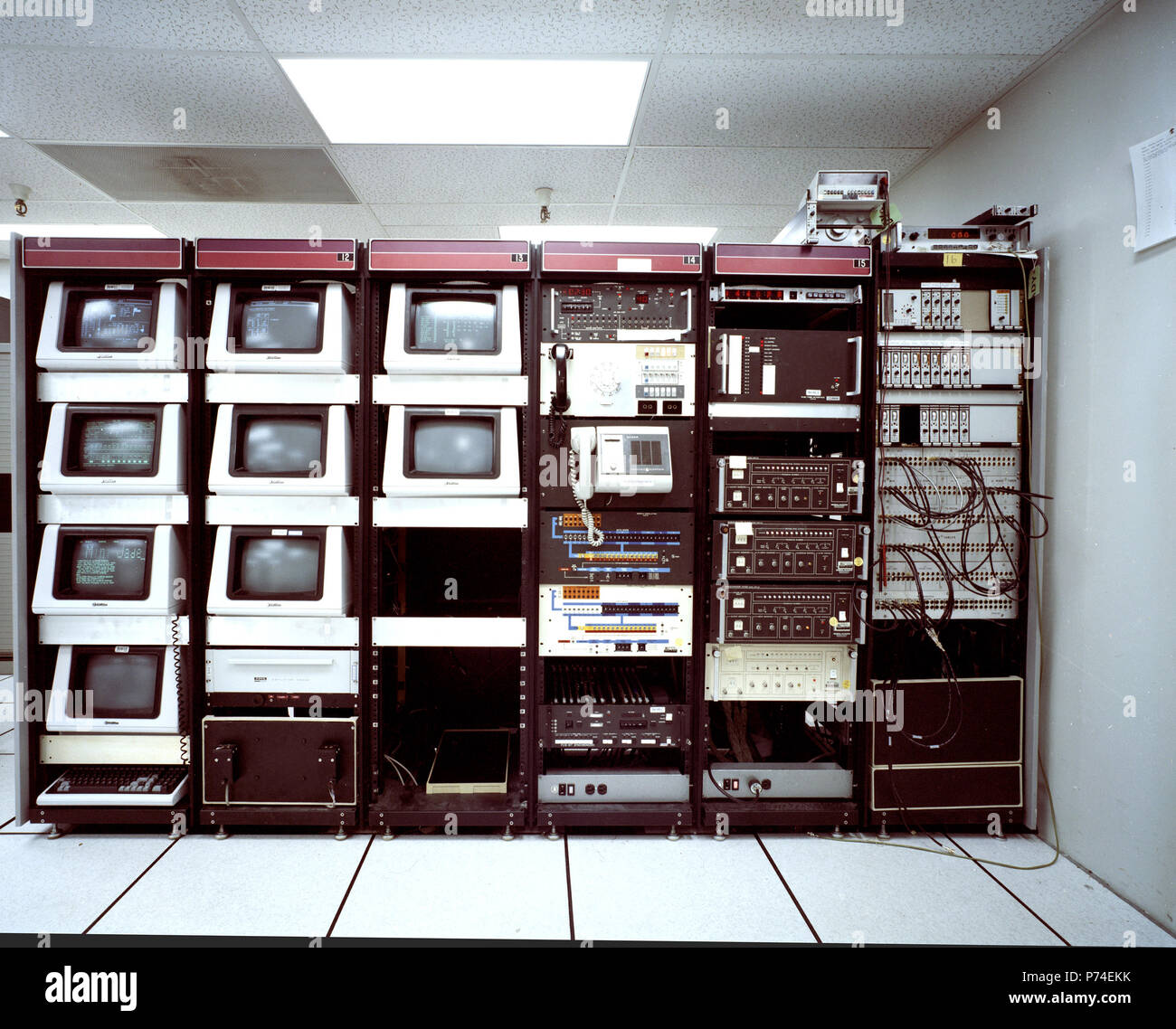 1980s computers immagini e fotografie stock ad alta risoluzione - Alamy