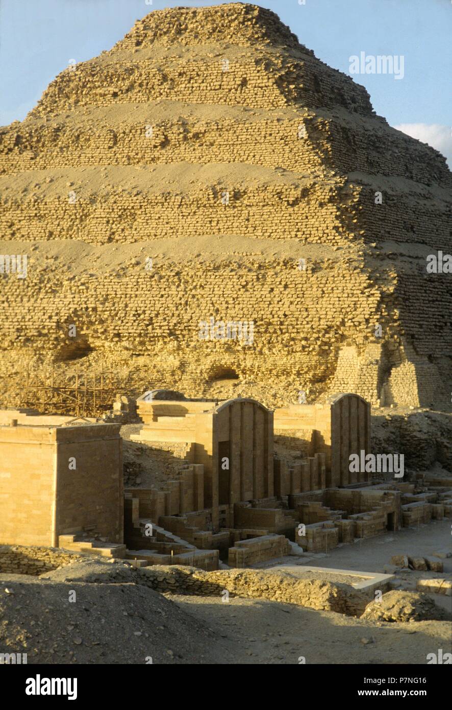 La Pirámide de Zoser es la Tumba, o cenotafio, del faraón Zoser ...