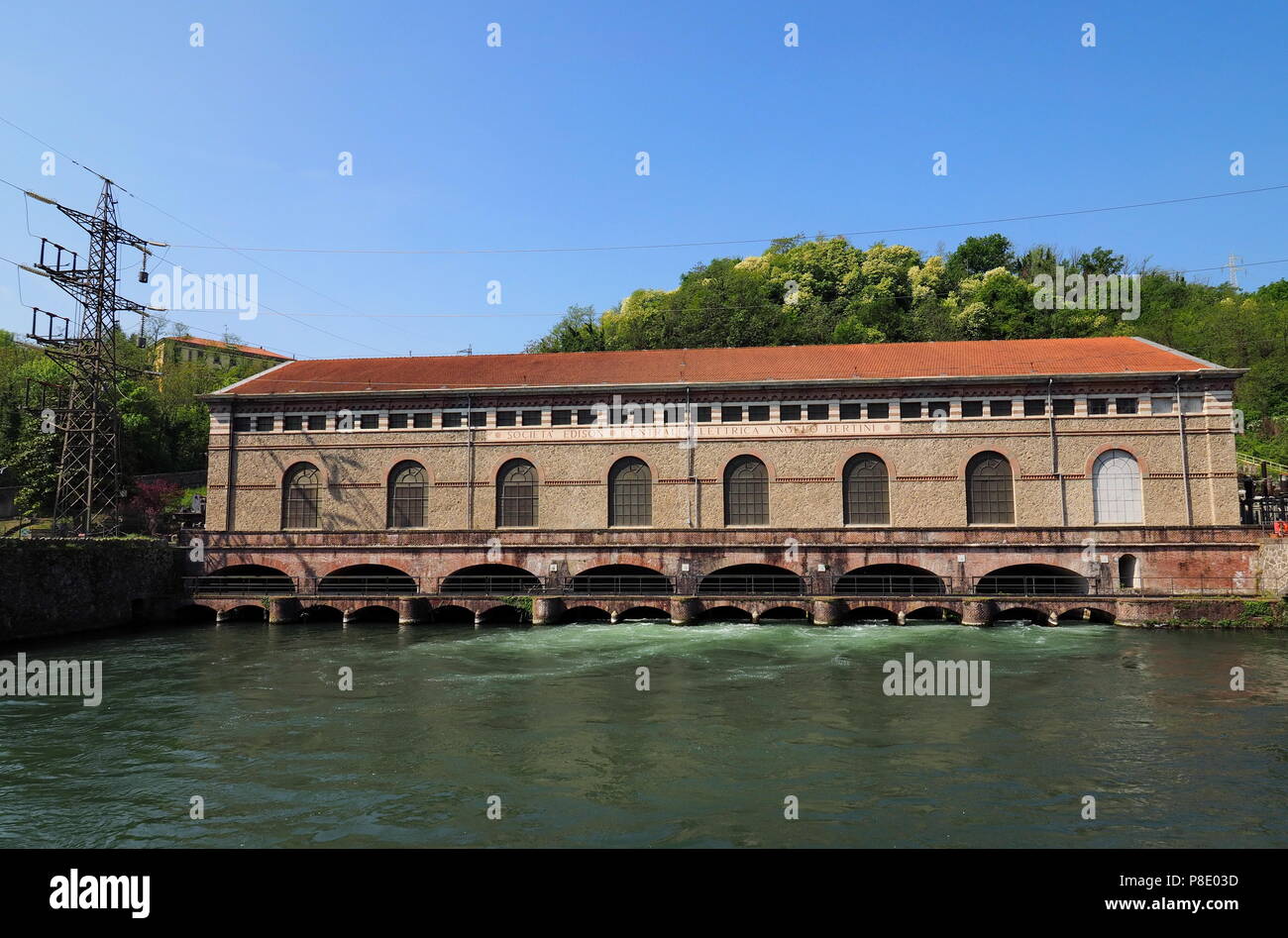 Il vecchio e storico centrale idroelettrica ' Angelo Bertini", del 1906 ...