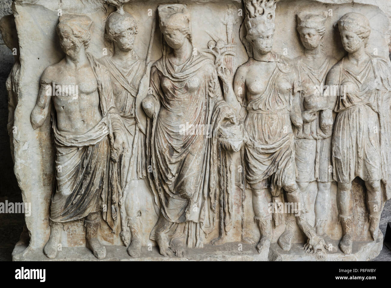 Scultura di altorilievo immagini e fotografie stock ad alta risoluzione ...