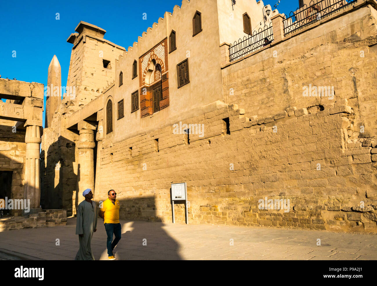 Abito egiziano antico immagini e fotografie stock ad alta risoluzione ...