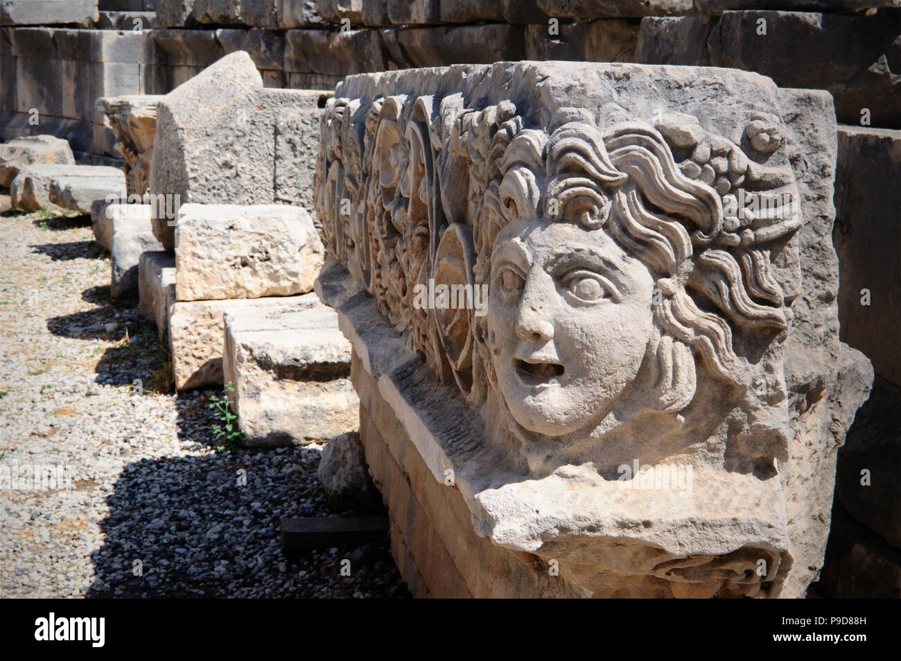 Maschera teatro greco immagini e fotografie stock ad alta risoluzione ...