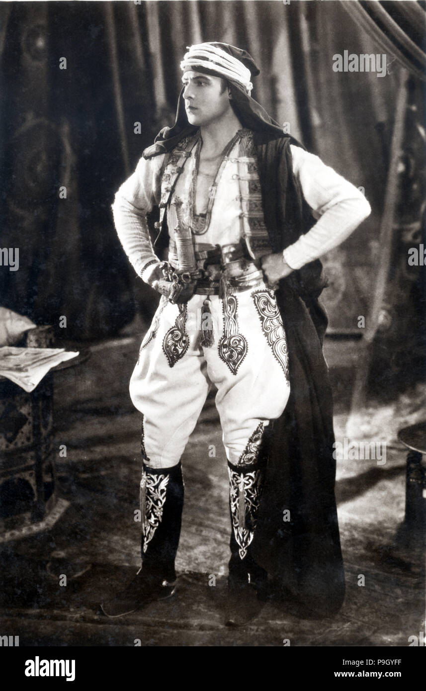 Rudolph rodolfo valentino immagini e fotografie stock ad alta ...