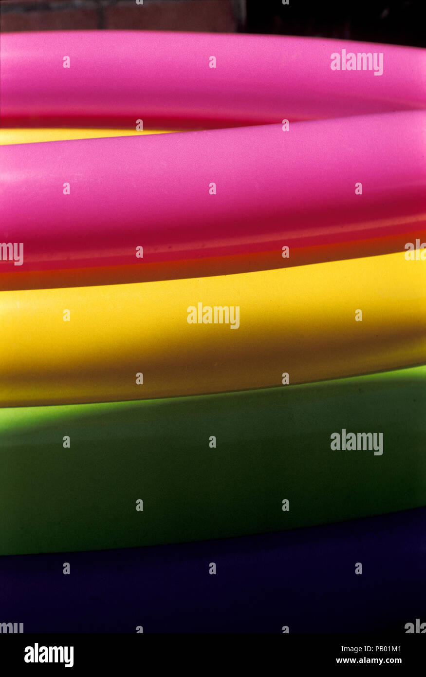 Tubi di acqua rosa immagini e fotografie stock ad alta risoluzione - Alamy