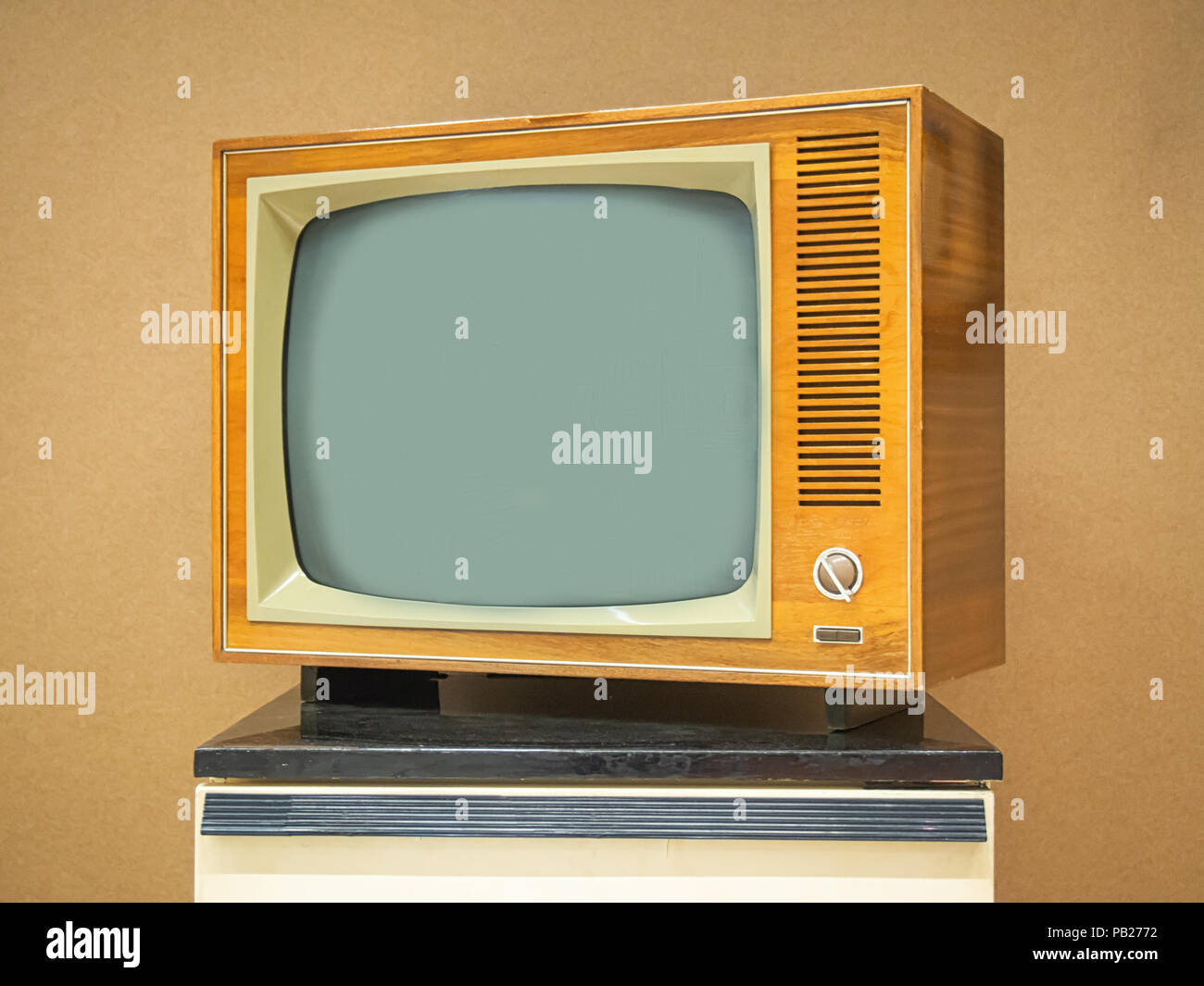 Tv vecchia immagini e fotografie stock ad alta risoluzione - Alamy