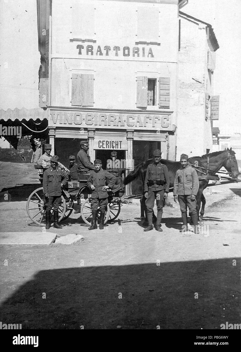 1579 Street view, teamster, pullman, a cavallo e in carrozza, uniforme ...
