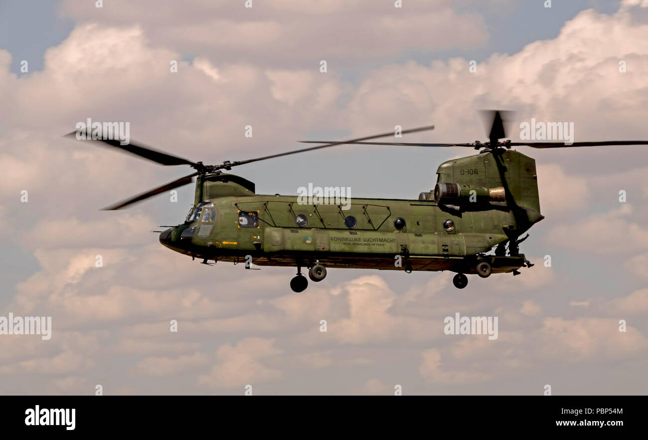 Chinook bimotore immagini e fotografie stock ad alta risoluzione - Alamy