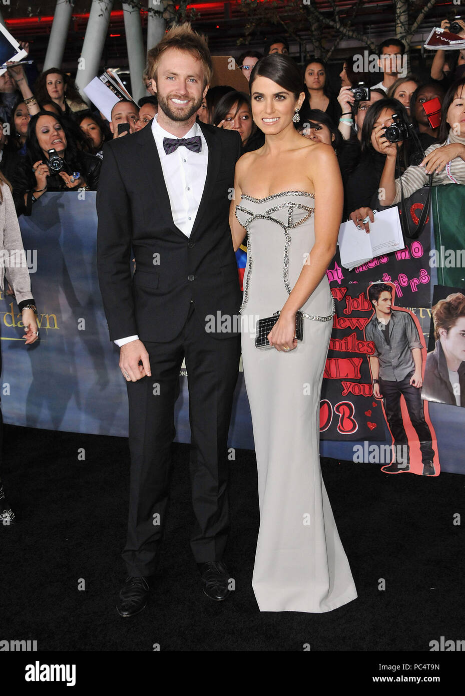 Nikki Reed e il marito Paolo Mcdonald presso il Twilight Saga BREAKING ...