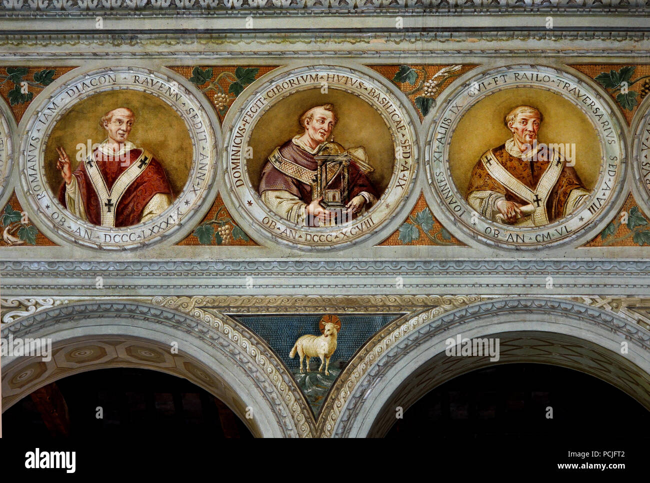 6-7secolo mosaici bizantini di Sant'Apollinare in Classe, abside con ...