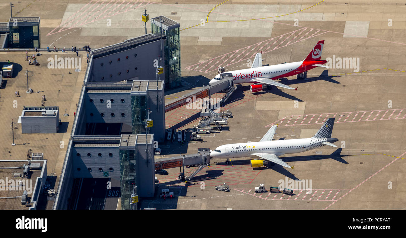 Cancelli e ponti jet per gli aerei immagini e fotografie stock ad alta ...