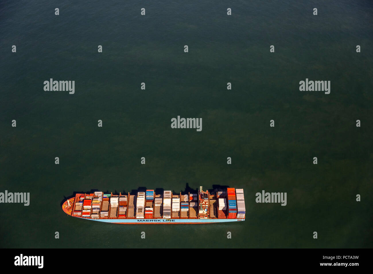 Shipping line immagini e fotografie stock ad alta risoluzione - Alamy