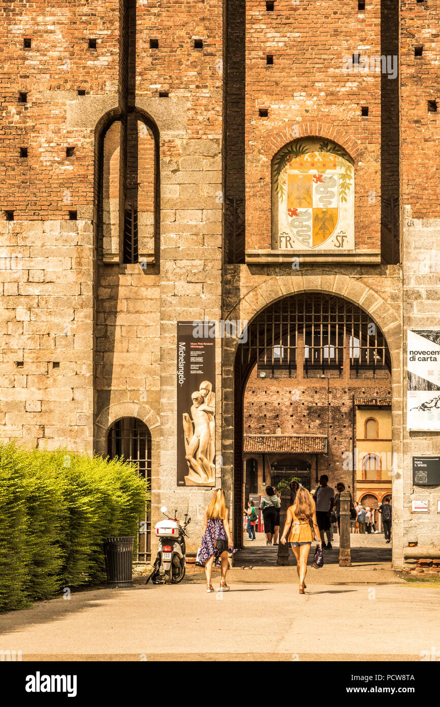 Castello di porta giovia immagini e fotografie stock ad alta ...