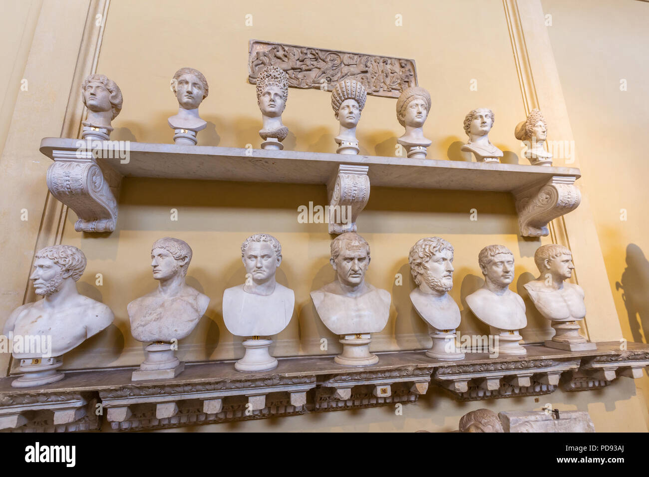 Sala mappe museo vaticano immagini e fotografie stock ad alta ...