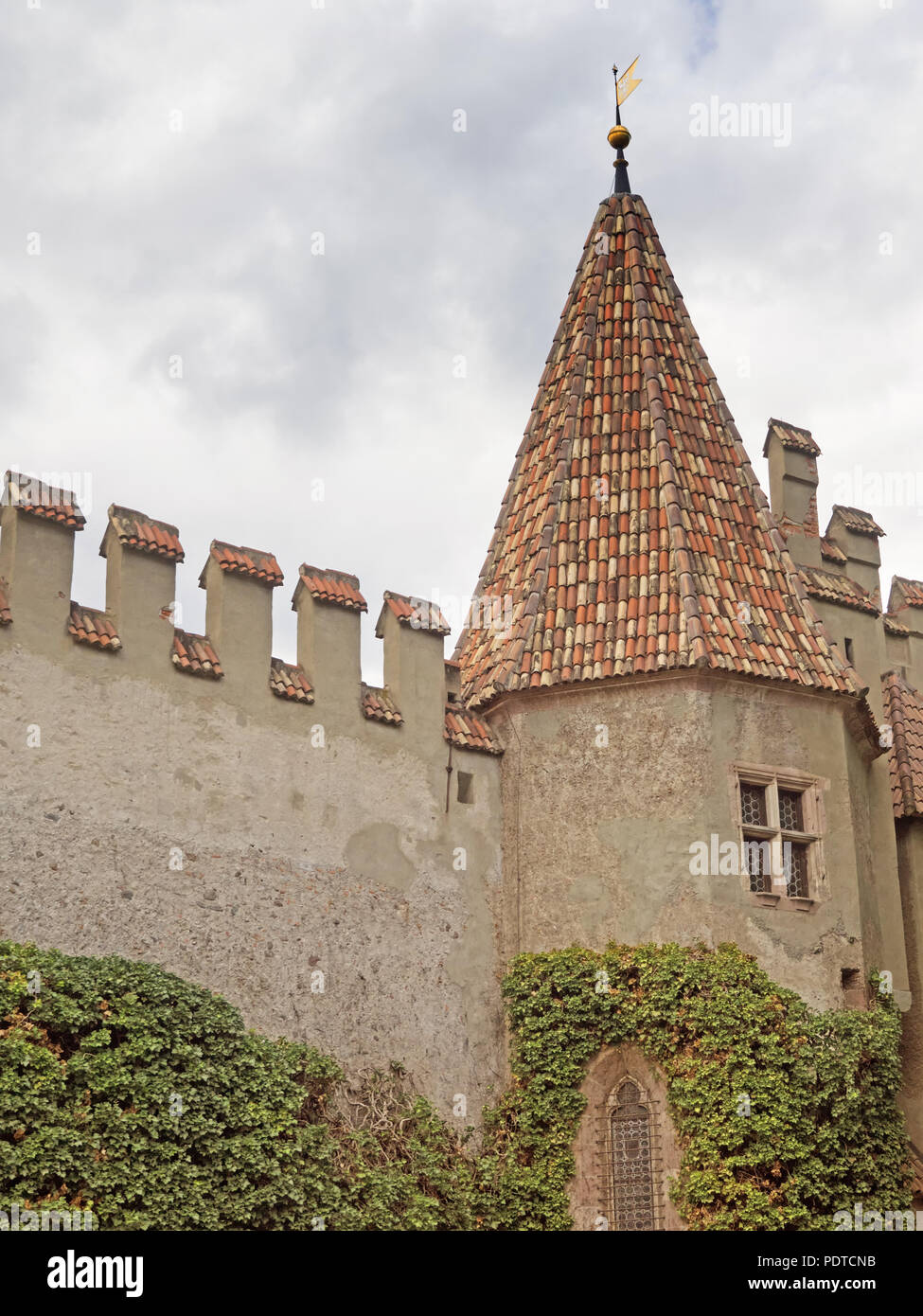Castello reale di merano immagini e fotografie stock ad alta ...