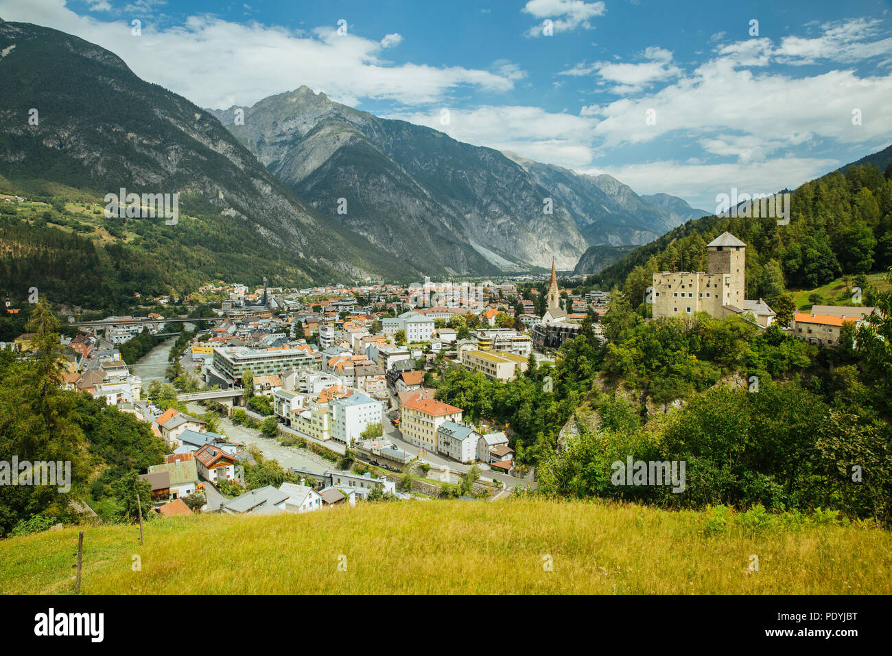 Schloss landeck immagini e fotografie stock ad alta risoluzione - Alamy