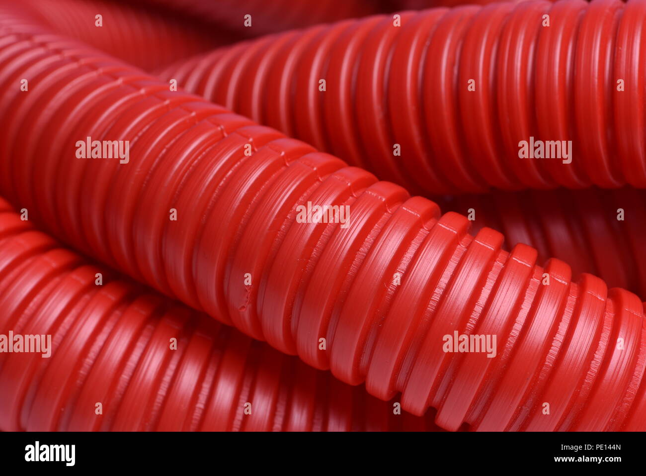 Tubo corrugato in pvc immagini e fotografie stock ad alta risoluzione ...