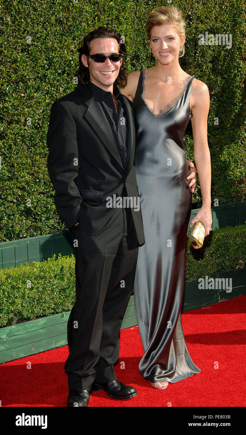 Tricia Helfer presso il Creative Emmy Awards presso lo Shrine ...