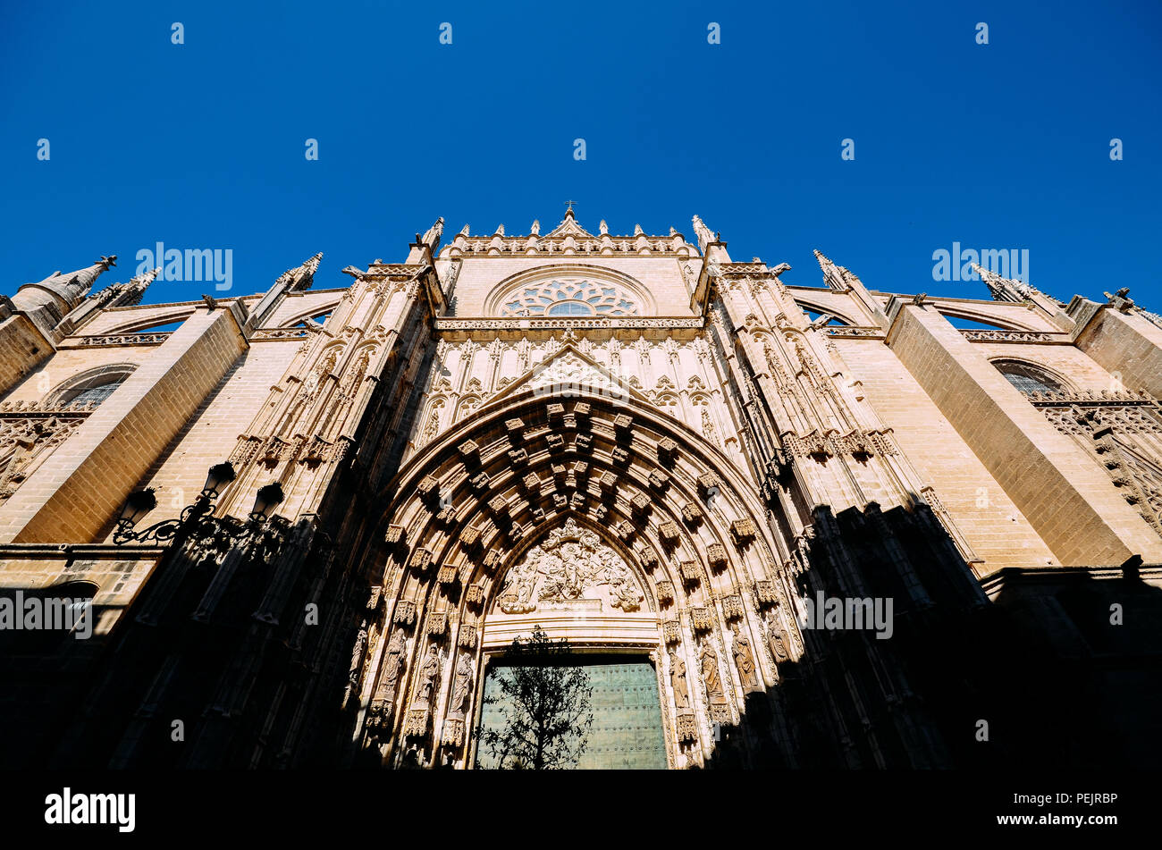 La Cattedrale di Santa Maria de la Sede de Sevilla è il cristiano più ... La Cattedrale di Santa Maria de la Sede de Sevilla è il cristiano più ...