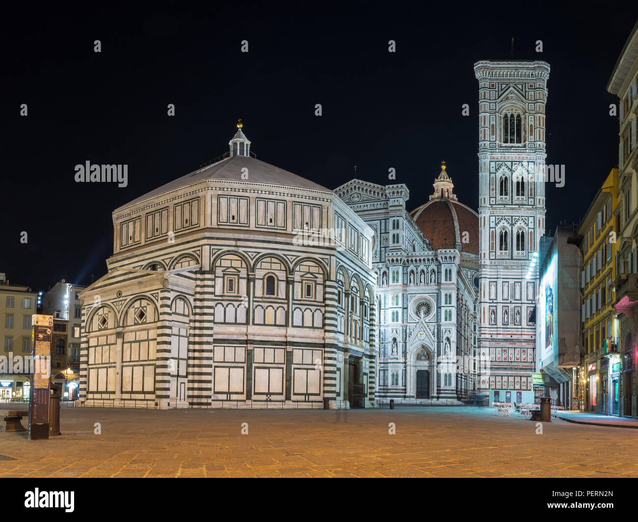Notte della cattedrale di firenze immagini e fotografie stock ad alta ...