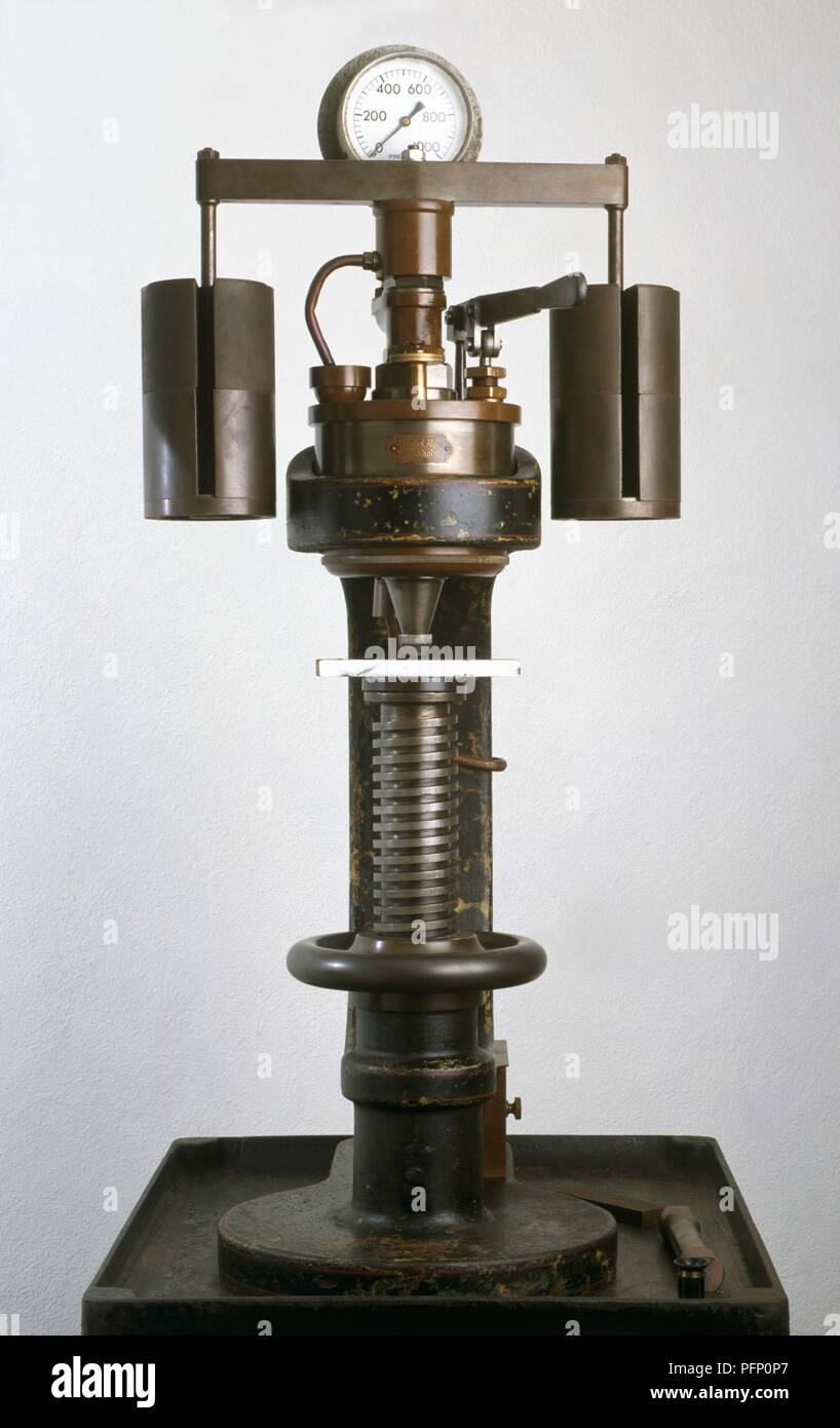 Prova di durezza del metallo immagini e fotografie stock ad alta ...