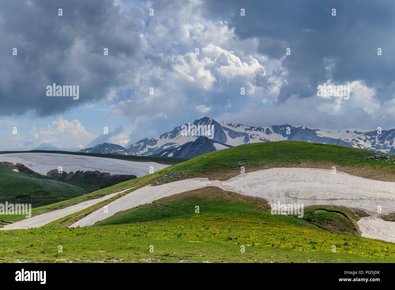 Monte terminillo lazio immagini e fotografie stock ad alta risoluzione ...