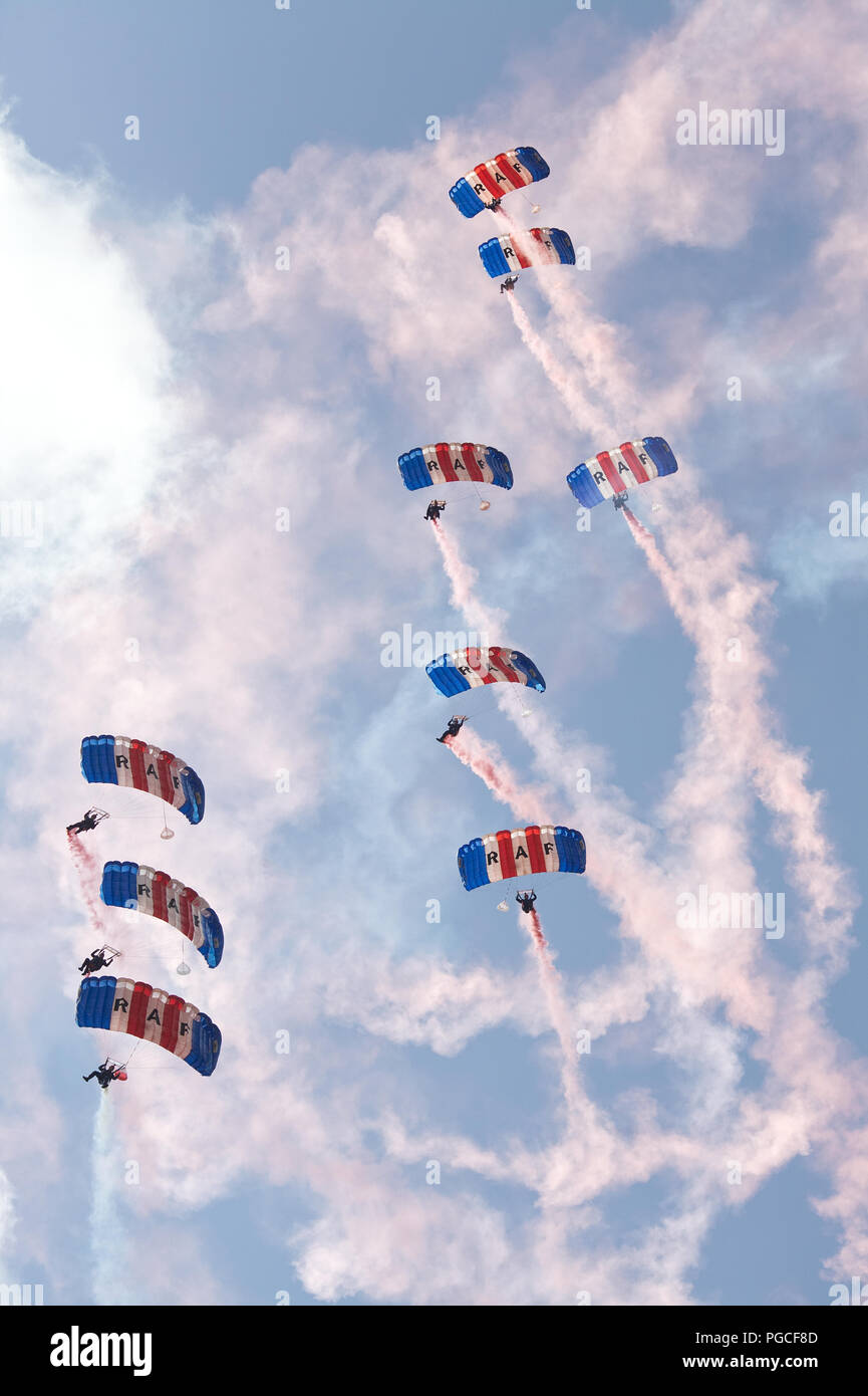 Raf parachute team immagini e fotografie stock ad alta risoluzione - Alamy