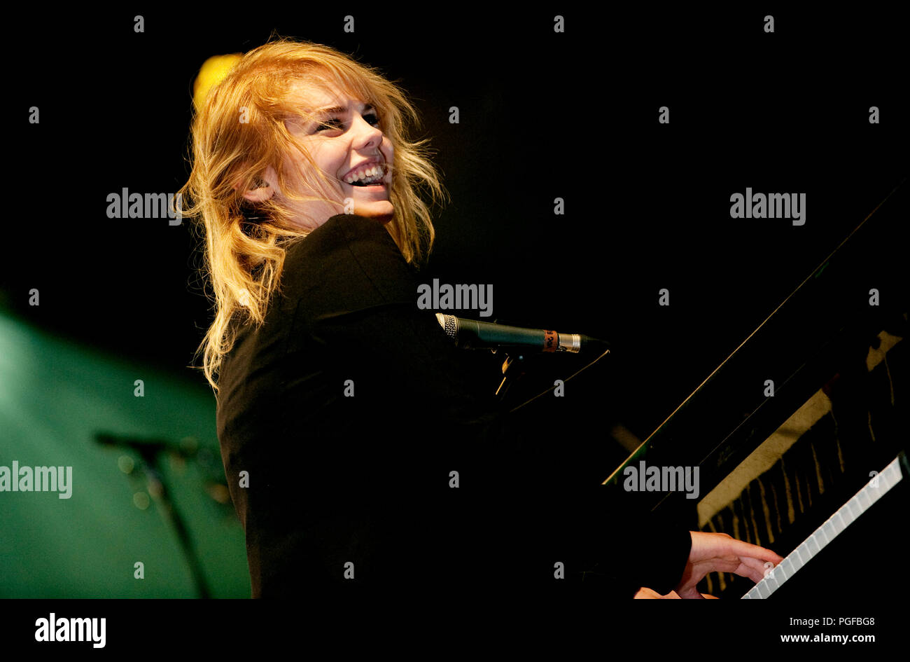 Chanteuse quebecoise immagini e fotografie stock ad alta risoluzione ...