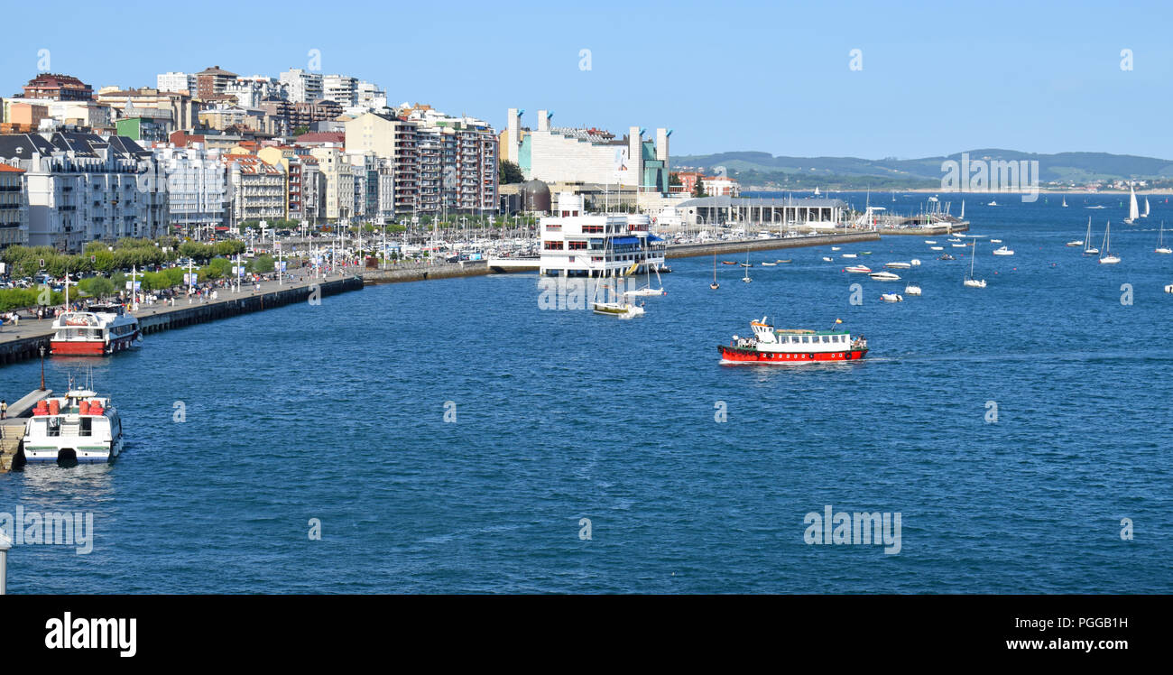 Porto di santander immagini e fotografie stock ad alta risoluzione - Alamy