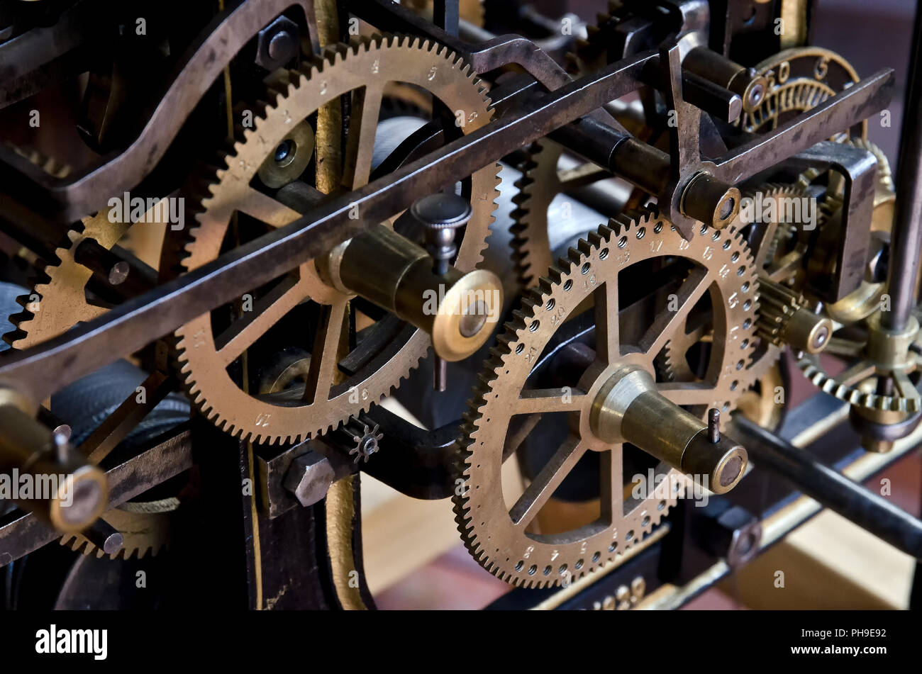 Parti di orologio a orologeria immagini e fotografie stock ad alta ...
