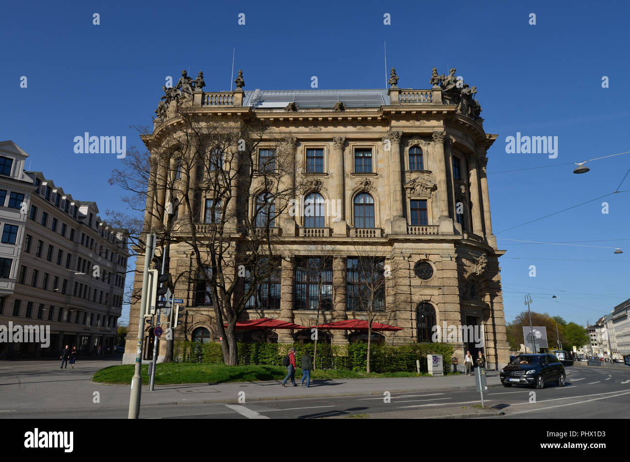 Place lenbachplatz immagini e fotografie stock ad alta risoluzione - Alamy