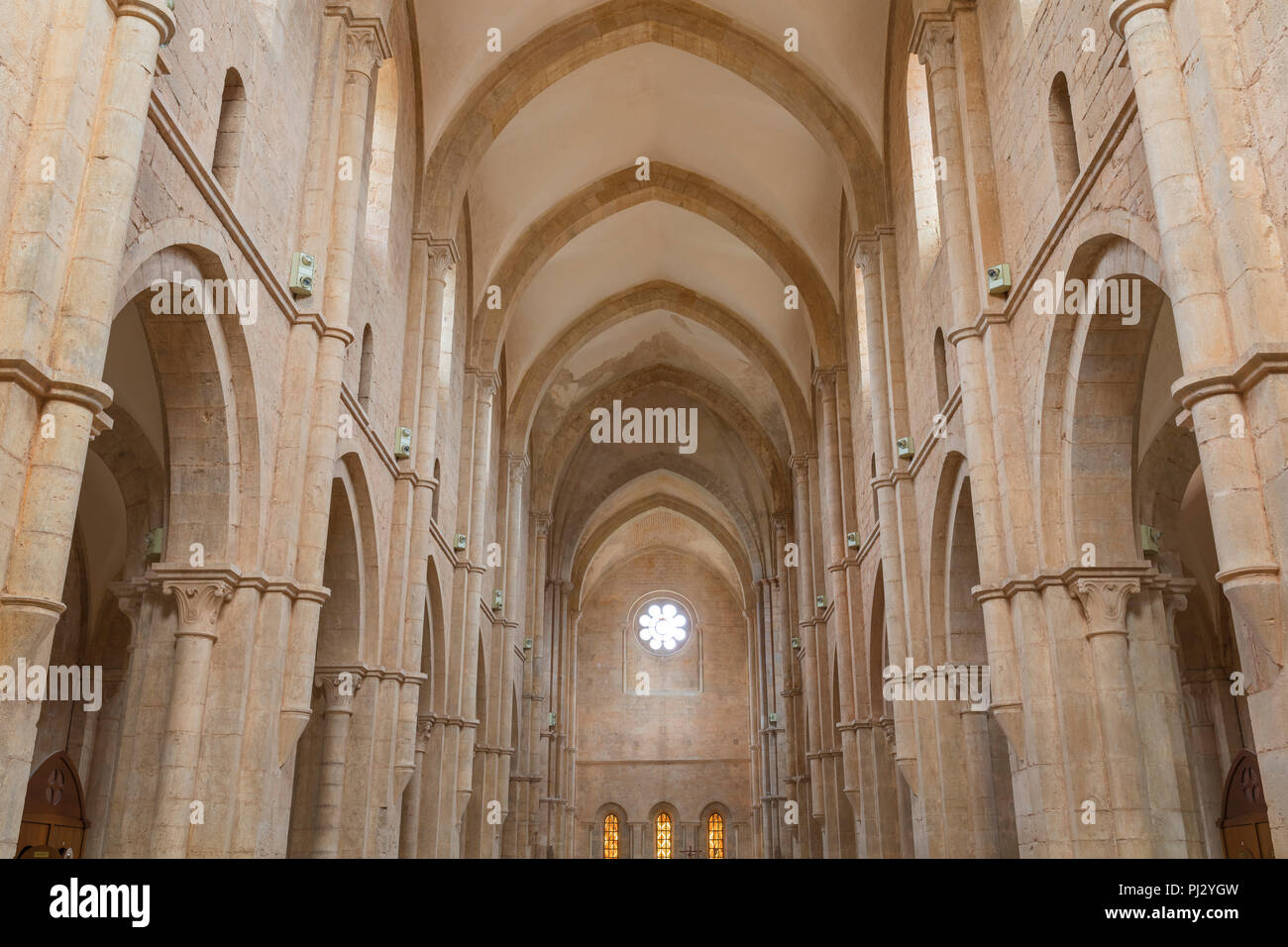Fossanova chiesa immagini e fotografie stock ad alta risoluzione - Alamy