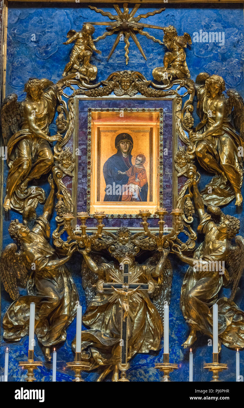 Salus Populi Romani, Vergine Maria icona, Cappella Paolina, Basilica di ...