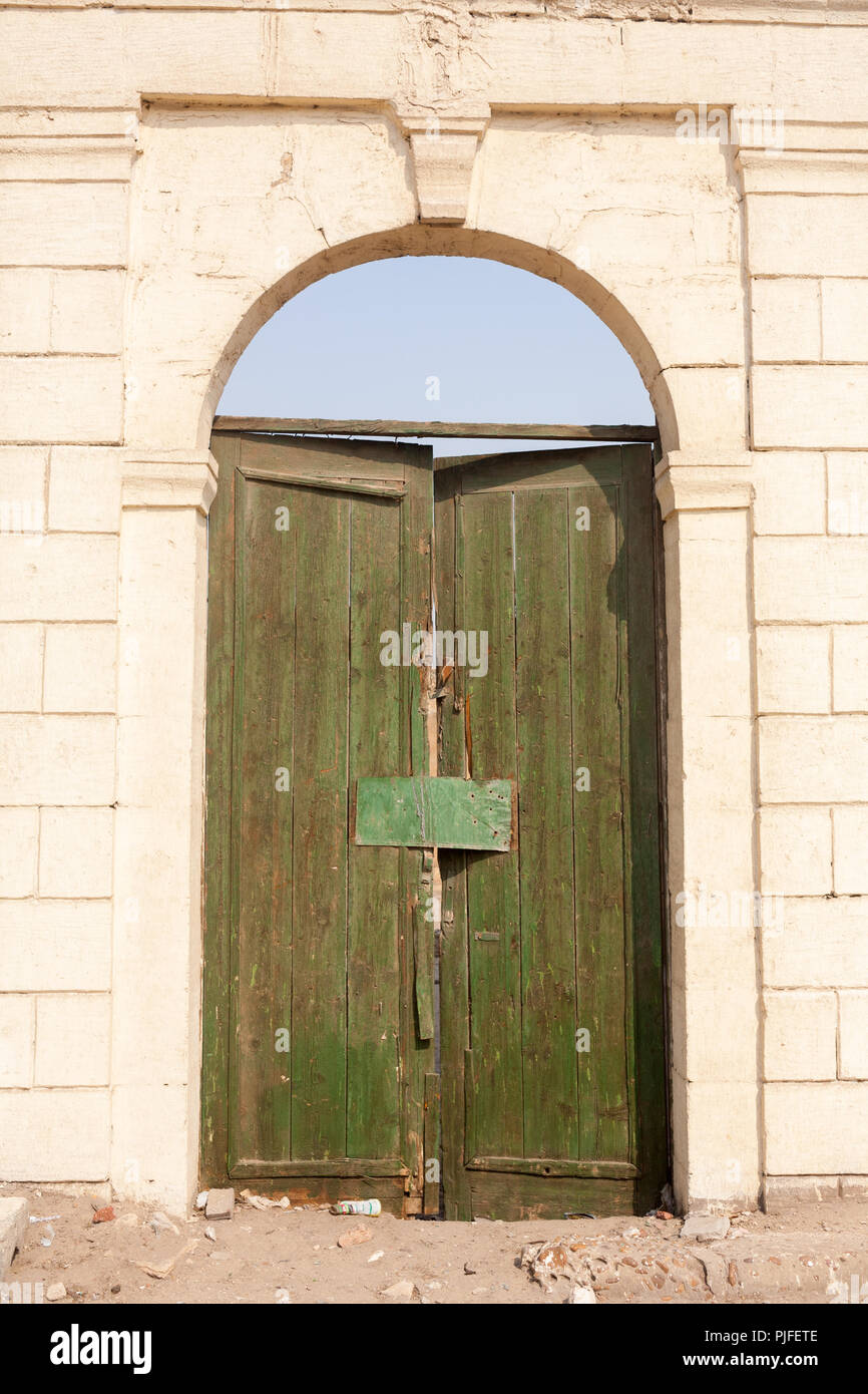 Cimitero di guerra del cairo immagini e fotografie stock ad alta ...