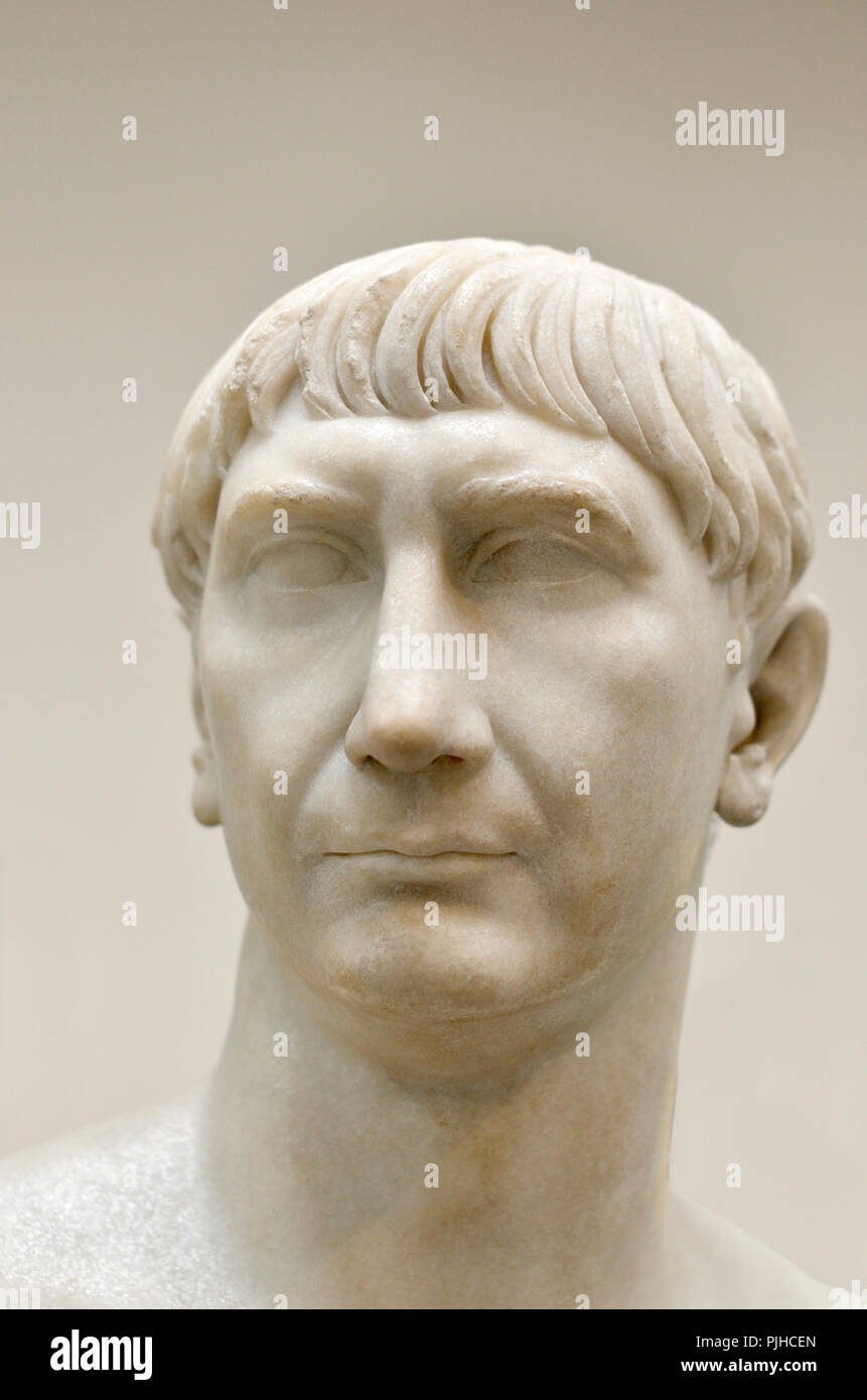 Imperatore romano busto romano immagini e fotografie stock ad alta ...