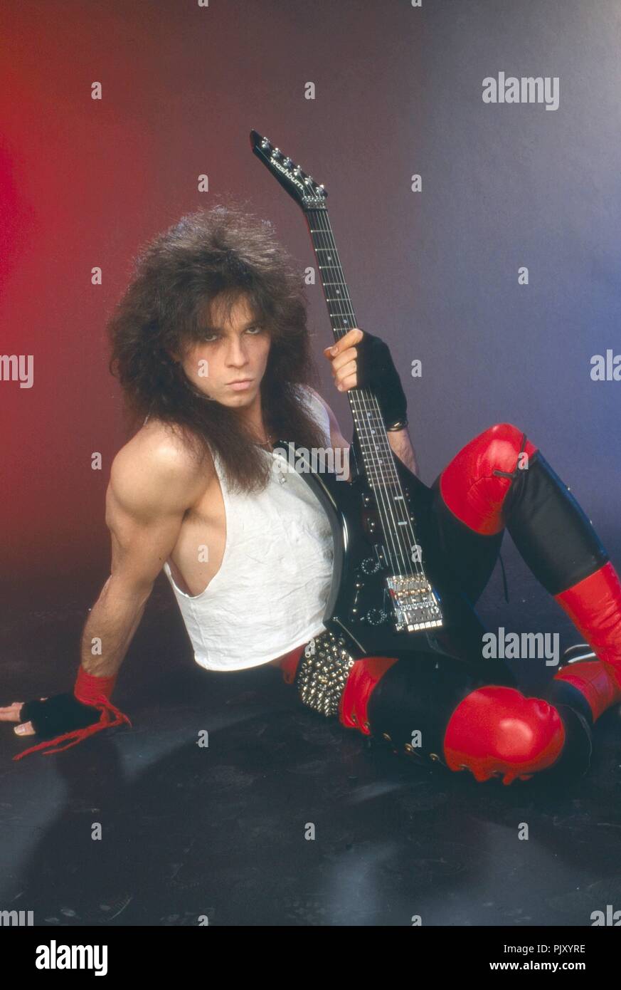 Warlock band immagini e fotografie stock ad alta risoluzione - Alamy