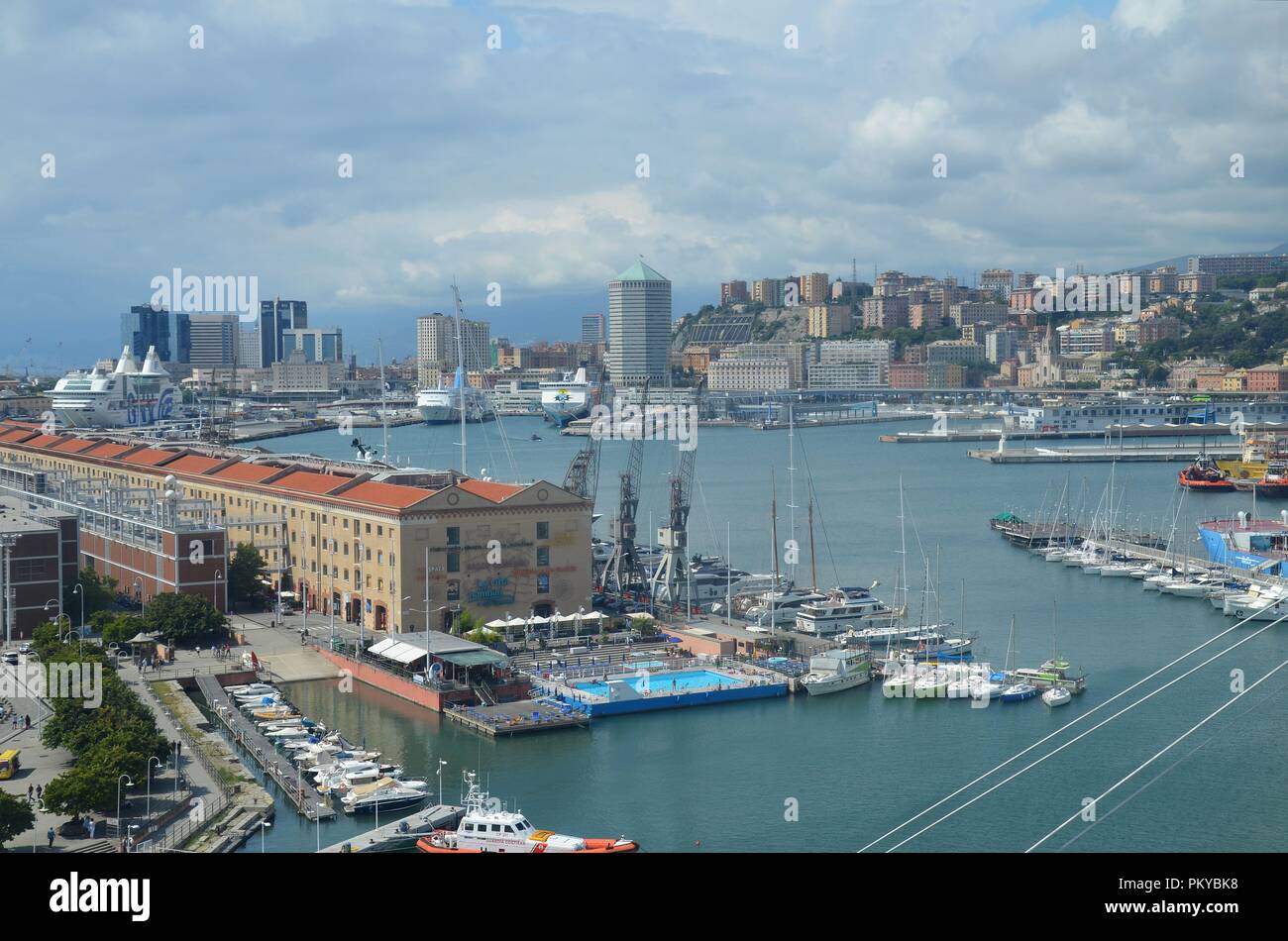 Genova Genua Hafenstadt An Der Ligurischen Küste In Nord Italien