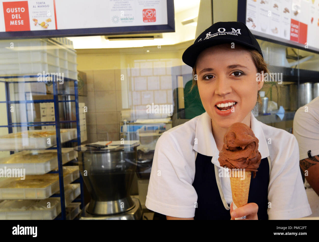 Gelato in negozio a roma immagini e fotografie stock ad alta ...