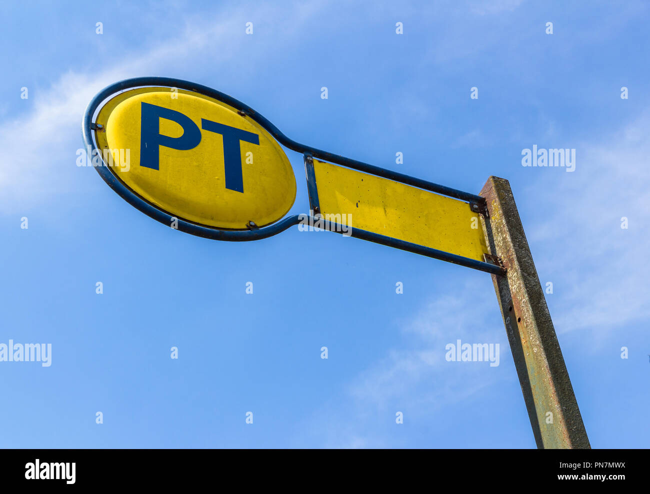 Logo poste italiane immagini e fotografie stock ad alta risoluzione - Alamy