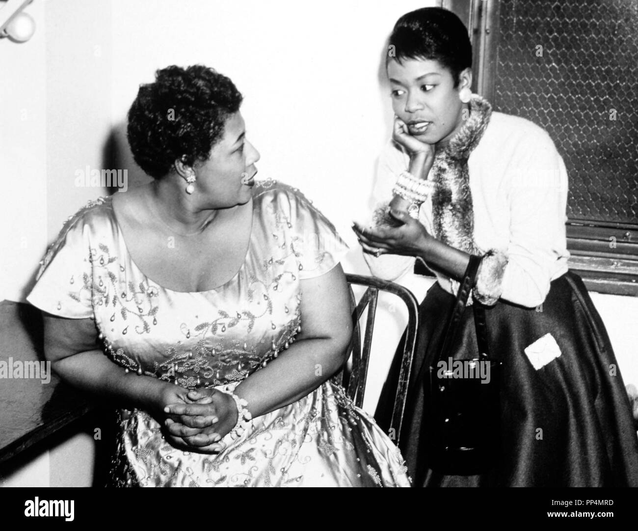 Ella Fitzgerald con Sarah Vaughn Foto stock - Alamy