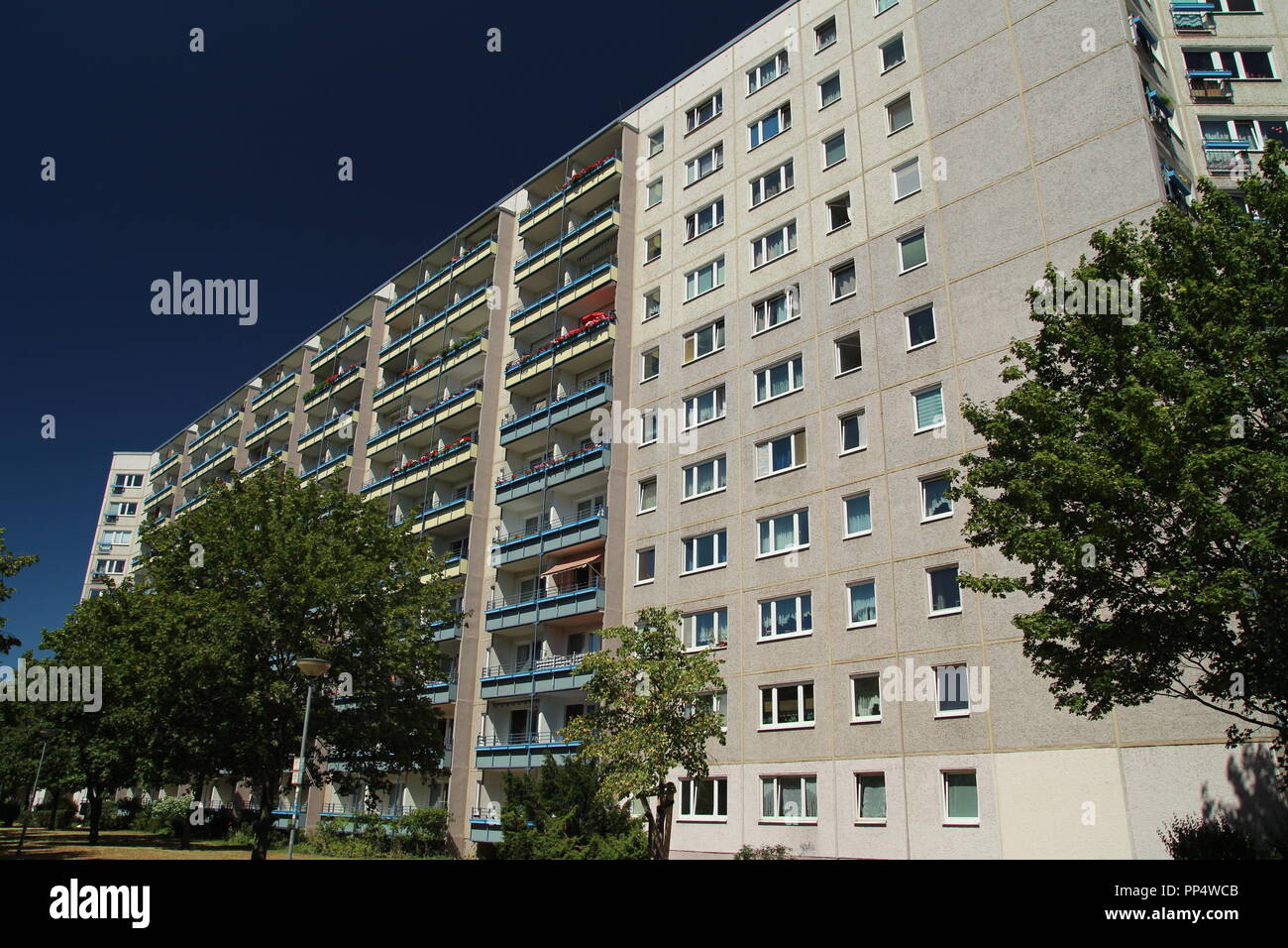 Plattenbau che costruisce la germania orientale immagini e fotografie ...