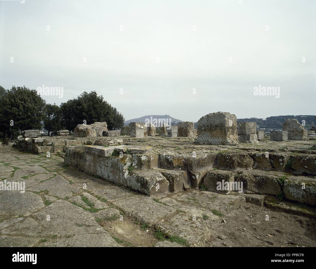 L'Italia. Campania. Cuma. Antica città della Magna Grecia. Acropoli. Il ...