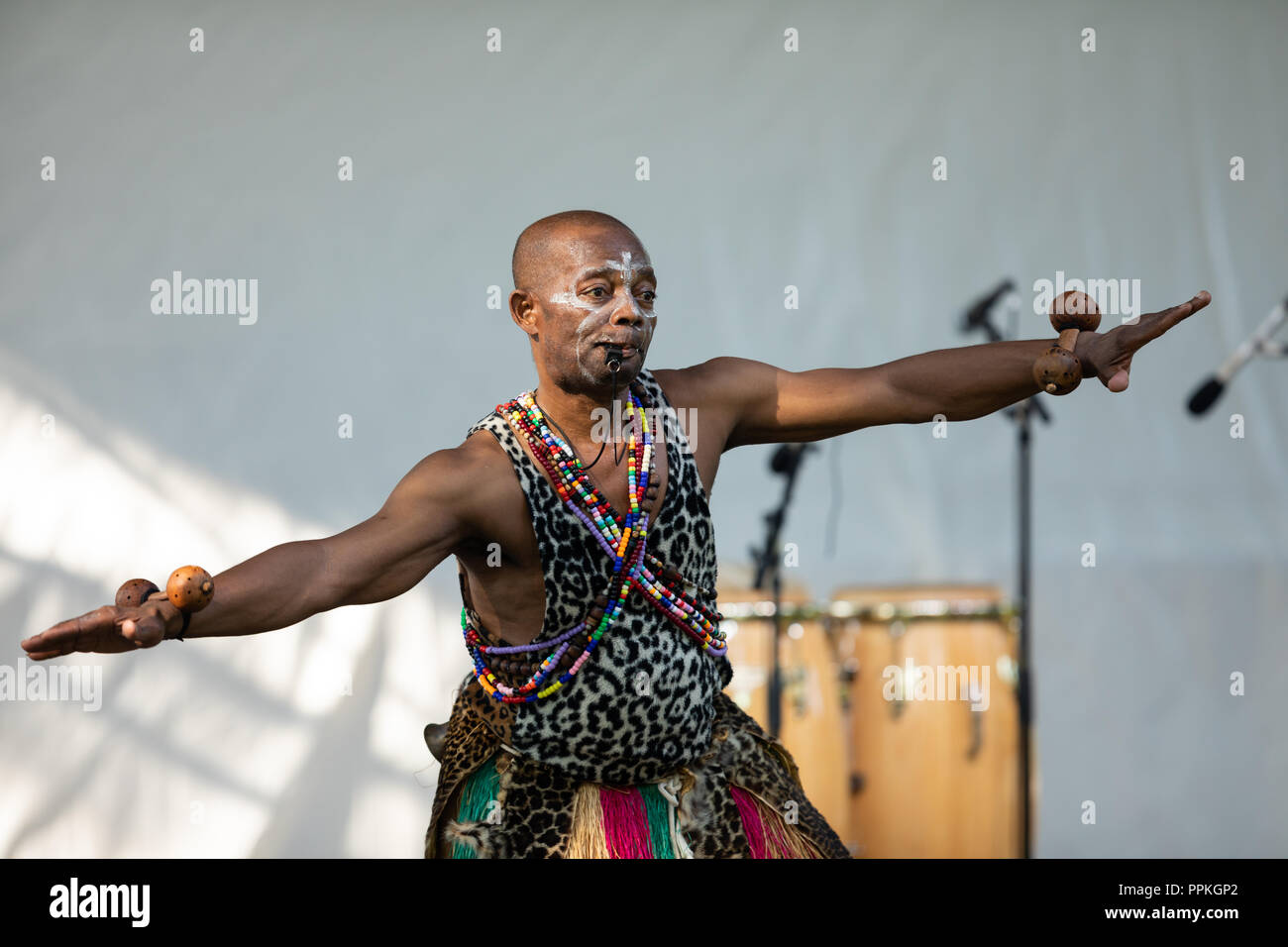 Dance from congo immagini e fotografie stock ad alta risoluzione - Alamy