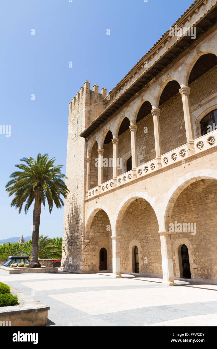 Monumenti storici di maiorca immagini e fotografie stock ad alta ...
