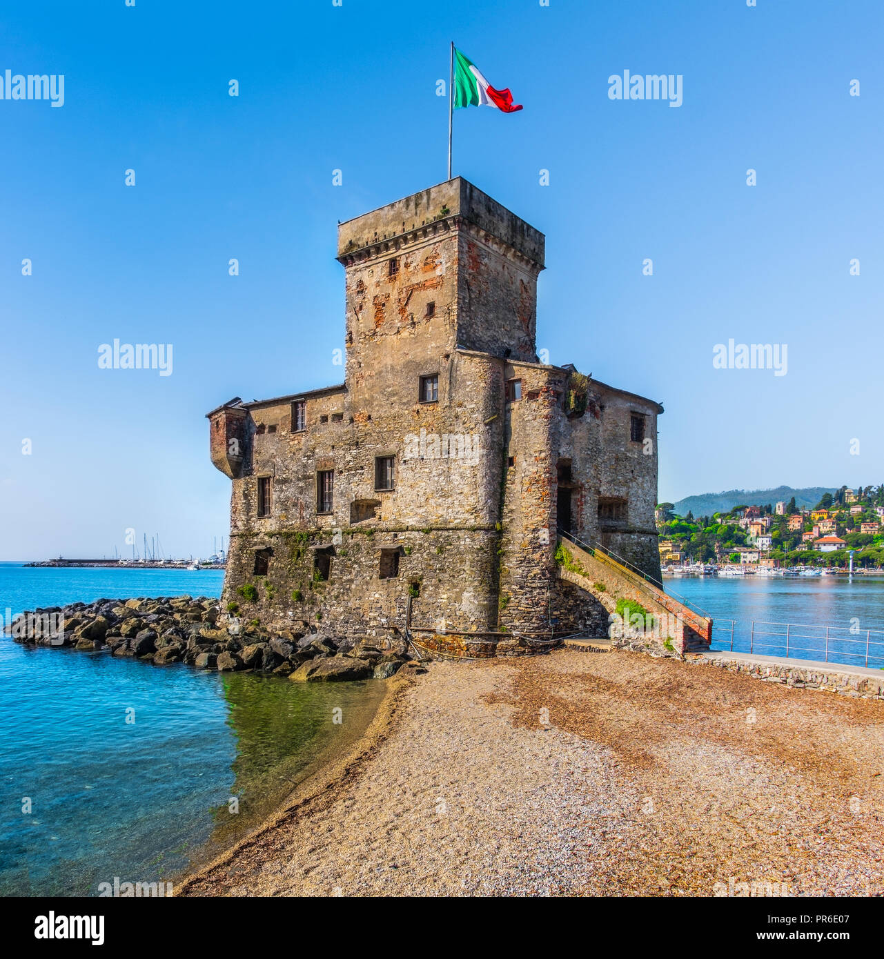 Castello all'italiana immagini e fotografie stock ad alta risoluzione ...